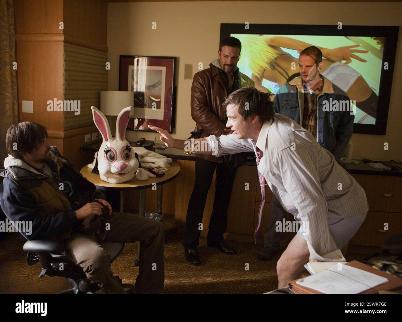 MARTIN HENDERSON, BEN AFFLECK, JASON BATEMAN & PETER BERGin Smokin ...