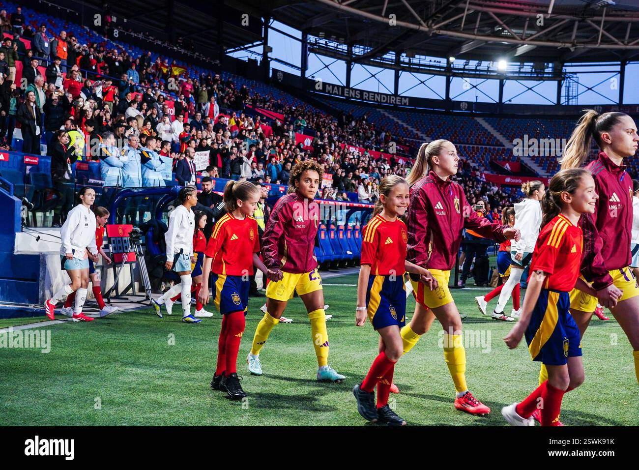 Valencia, Spain. 21st Feb, 2025. Belgium's Kassandra Ndoutou Eboa ...