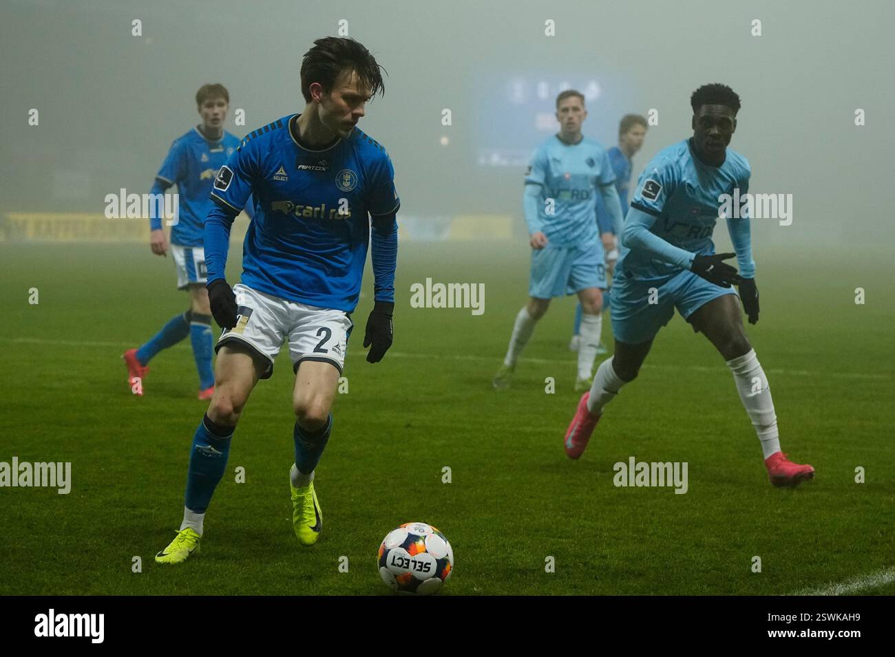 Lyngby, Denmark. 21st Feb, 2025. 3F Superliga-kampen mellem Lyngby ...