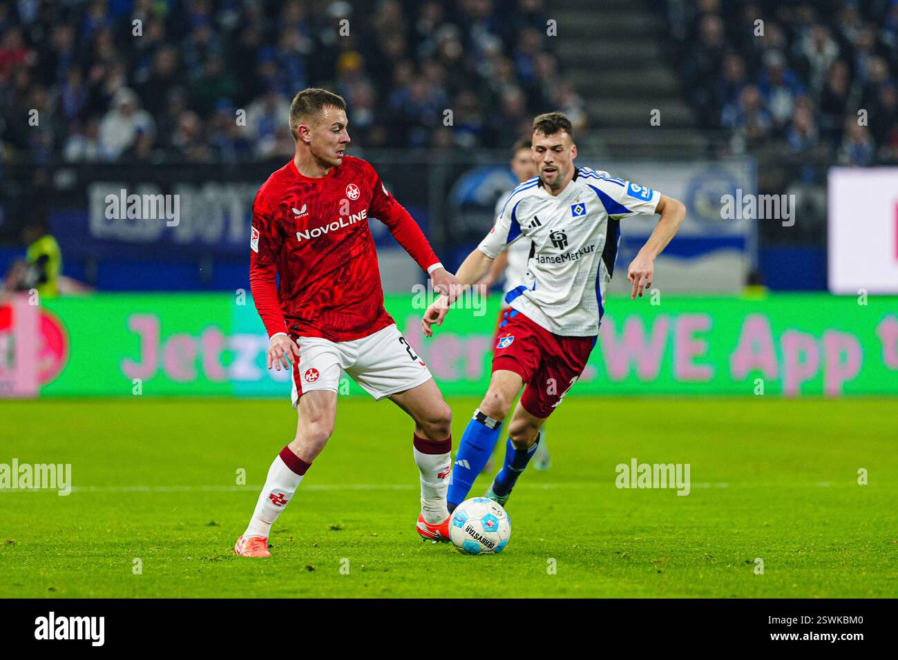 Hamburg, Deutschland. 21st Feb, 2025. Filip Kaloc (1. FC Kaiserslautern ...