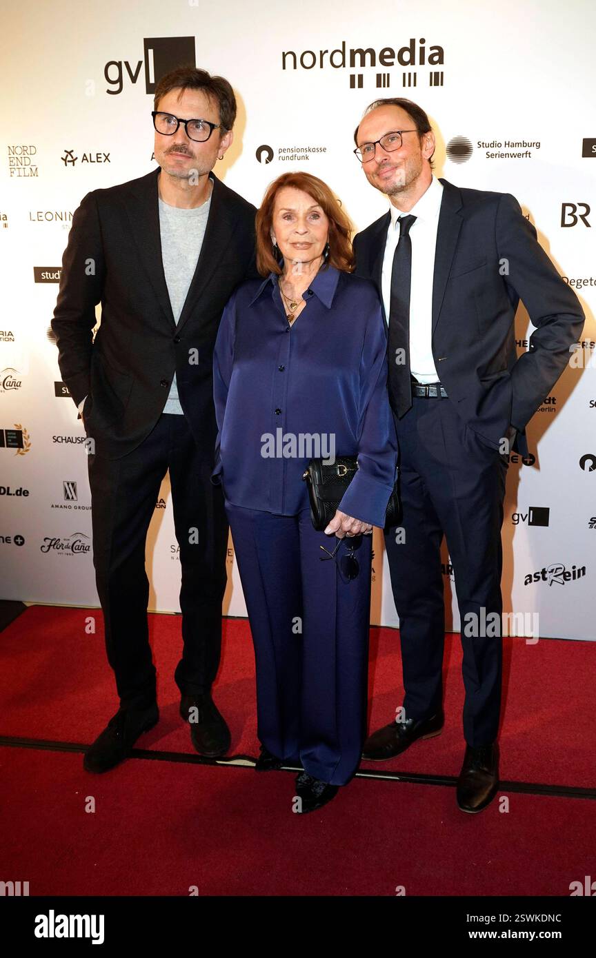 Simon Verhoeven, Senta Berger und Luca Verhoeven bei der 12. Verleihung ...