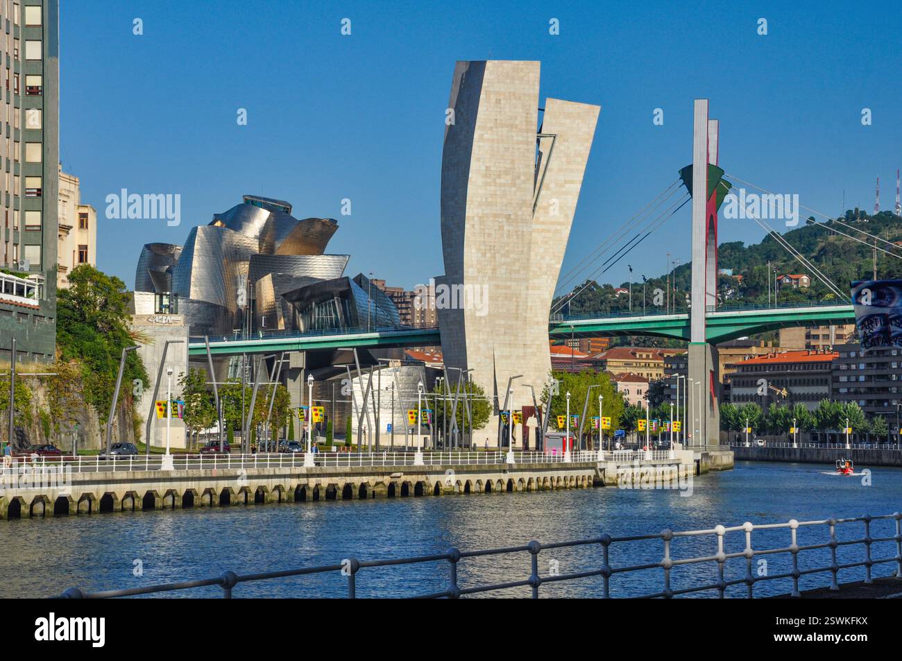 Guggenheim Effect: The Estuary of Bilbao Embrace of Gehry's Masterpiece ...