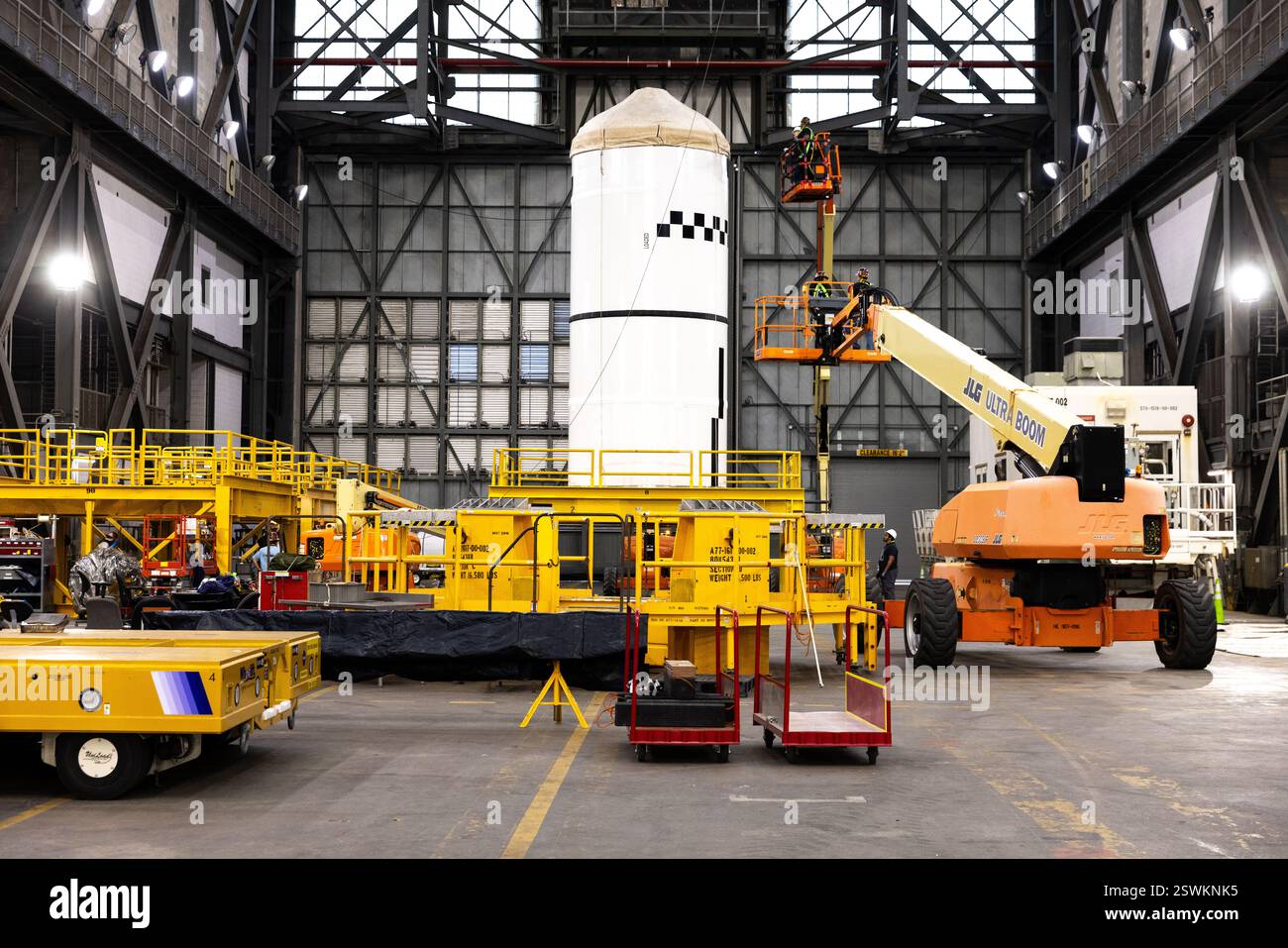 Processing and surge facility hi-res stock photography and images - Alamy