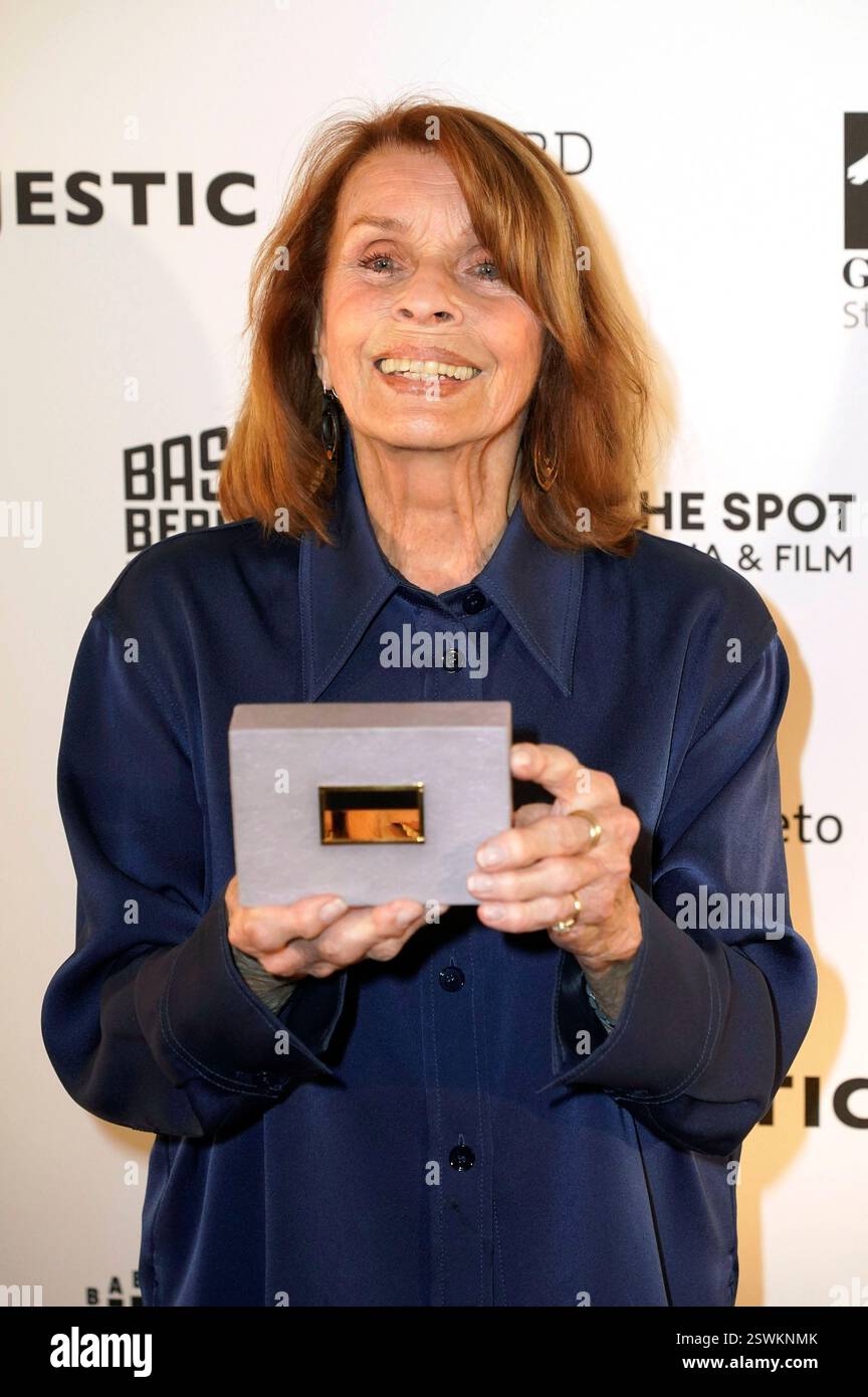 Senta Berger bei der 12. Verleihung der DAfFNE-Auszeichnung 2025 im Babylon. Berlin, 21.02.2025 ...