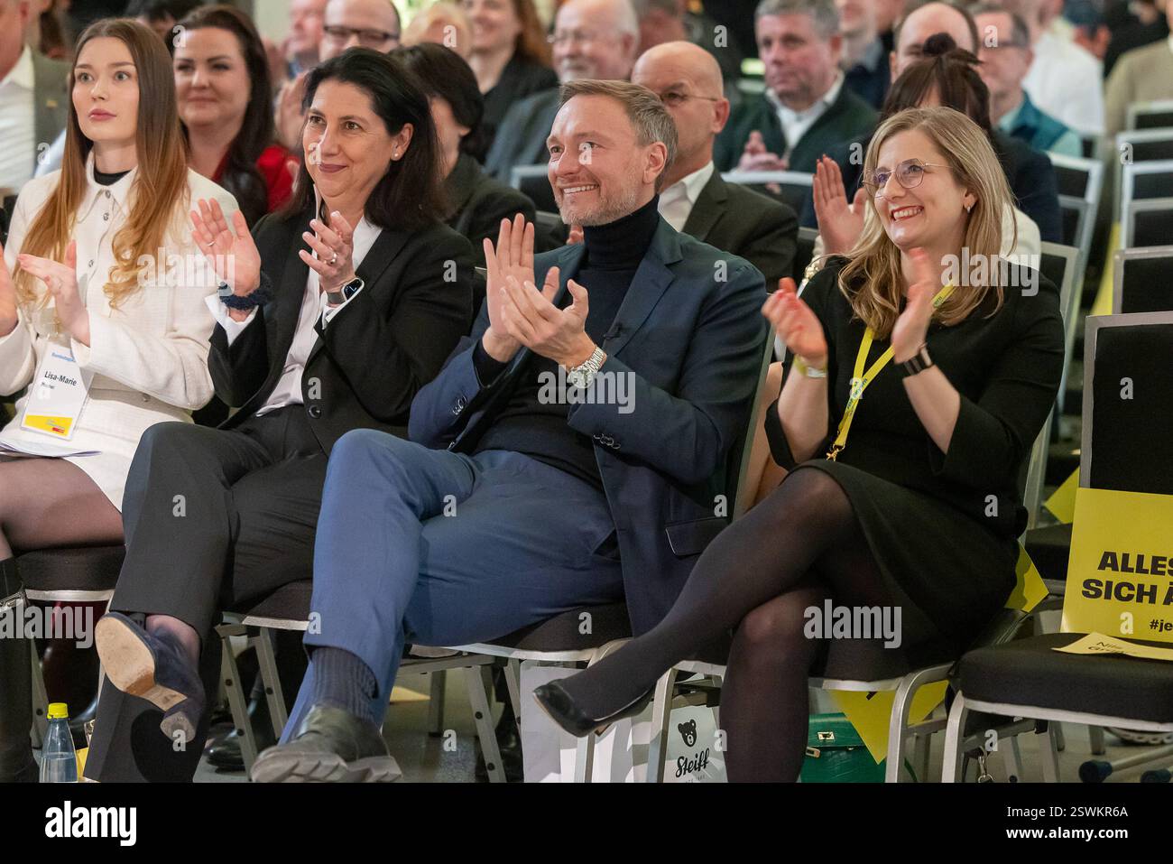 Christian Lindner beim Wahlkampfabschluss der Bundestagswahl 2025 ...