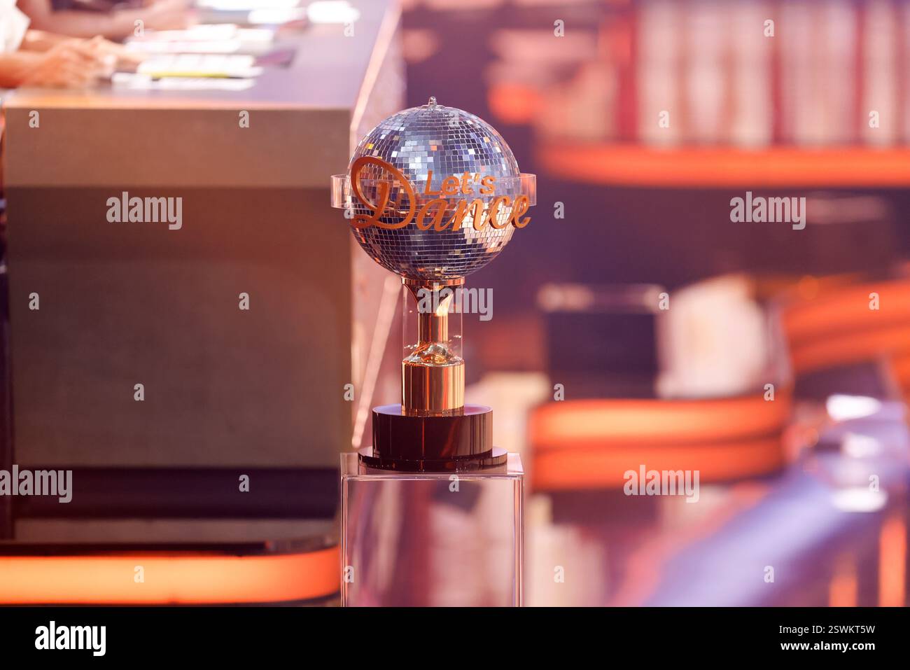 Cologne, Germany. 21st Feb, 2025. The winner's trophy is on display in ...