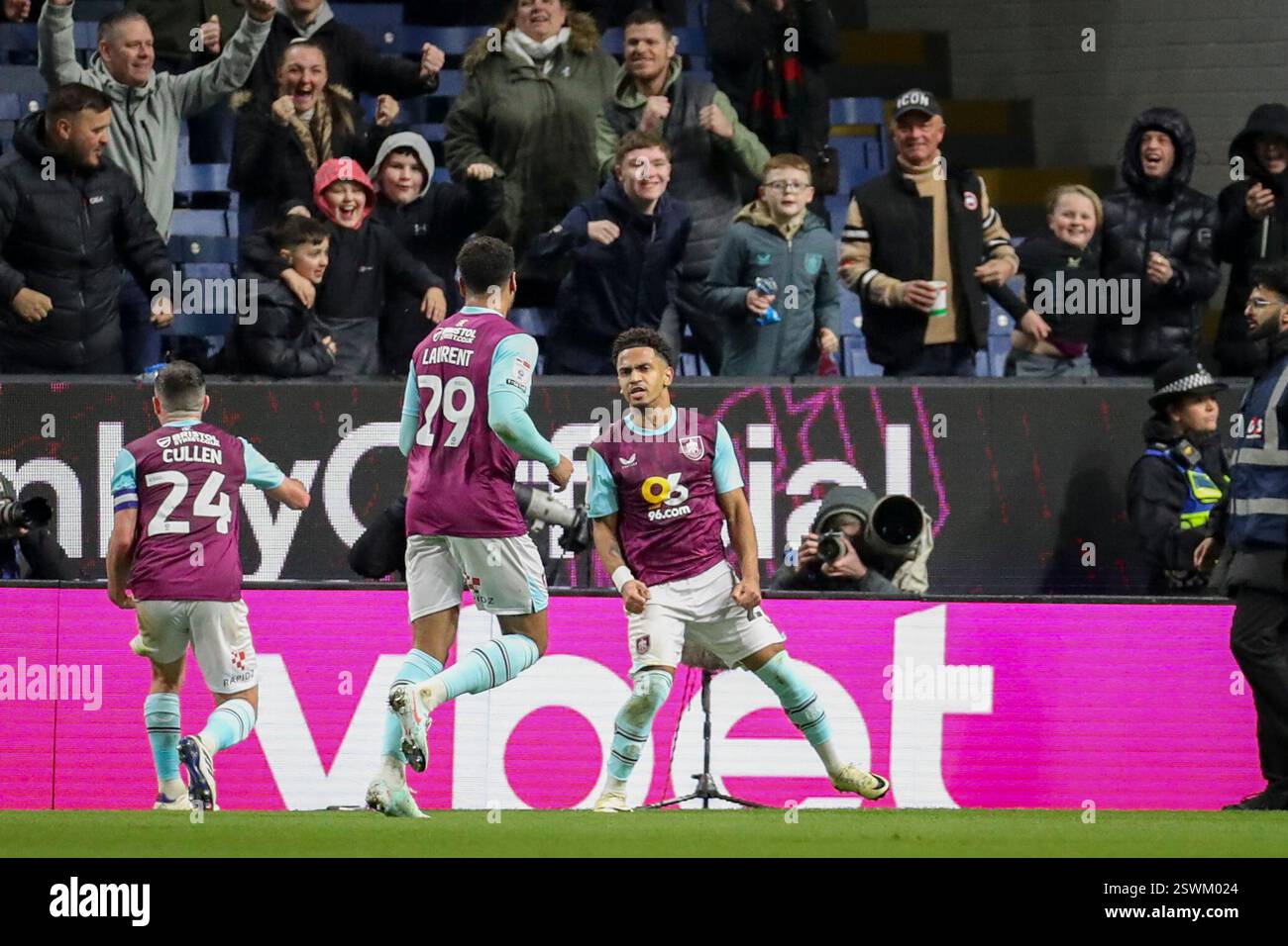 Burnley, UK. 21st Feb, 2025. Burnley forward Marcus Edwards (22) scores ...