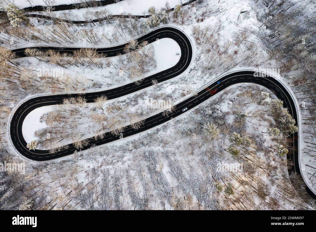 Aerial view picturesque meandering hi-res stock photography and images ...