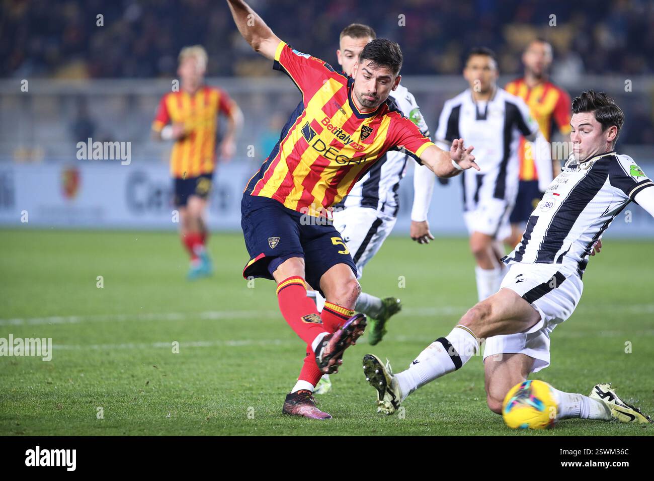 Lecce, Italy. 21st Feb, 2025. Santiago Pierotti of US Lecce in action ...