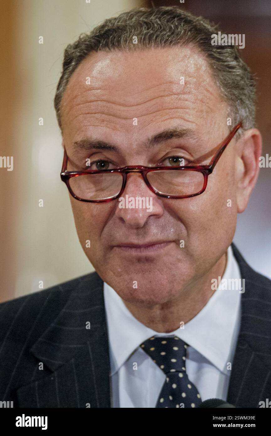 Chuck schumer minority leader hi-res stock photography and images - Alamy