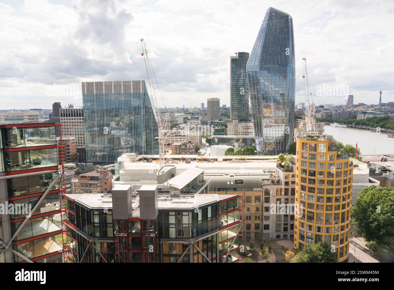 Bankside Loft, One blackfriars seen from Tate Modern Blavatnik Building ...