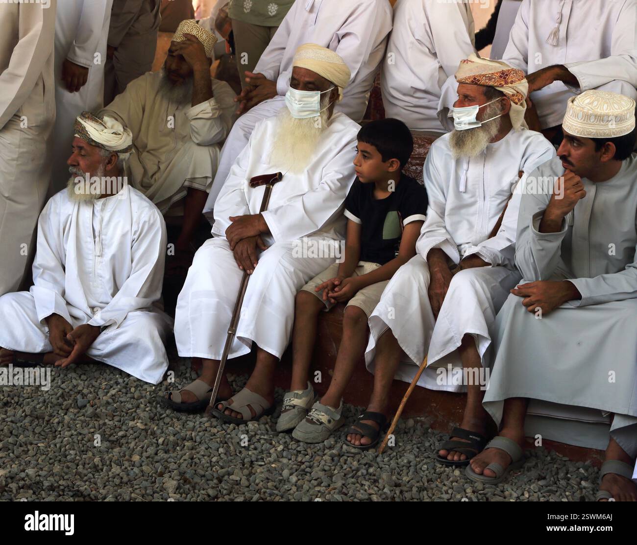 Omani Men wearing Face Masks at Nizwa Livestock Market Nizwa Oman Stock ...
