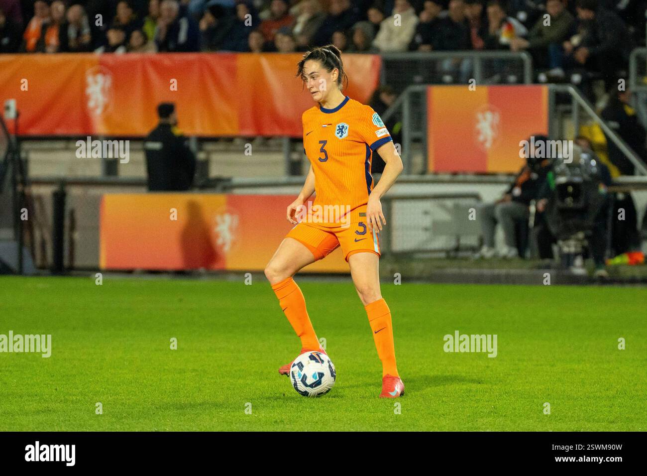 Breda, Niederlande. 21st Feb, 2025. Caitlin Dijkstra (Niederlande, #03 ...