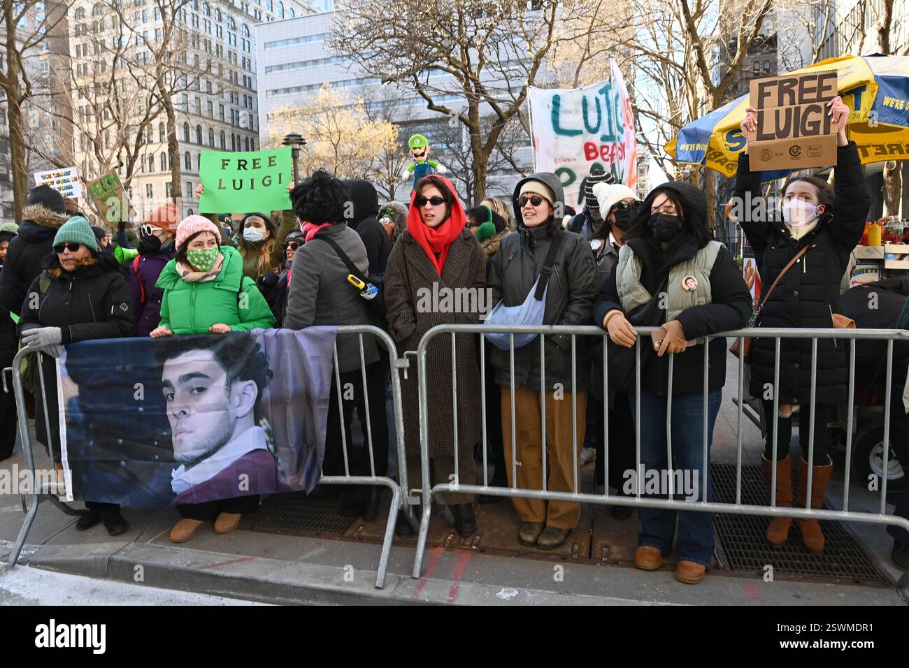 New York, New York, USA. 21st Feb, 2025. The court appearance of Luigi ...