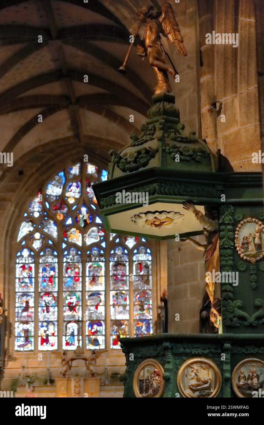 317 Saint Ronan Church pulpit, wood-carved in 1707 by Louis Bariou ...