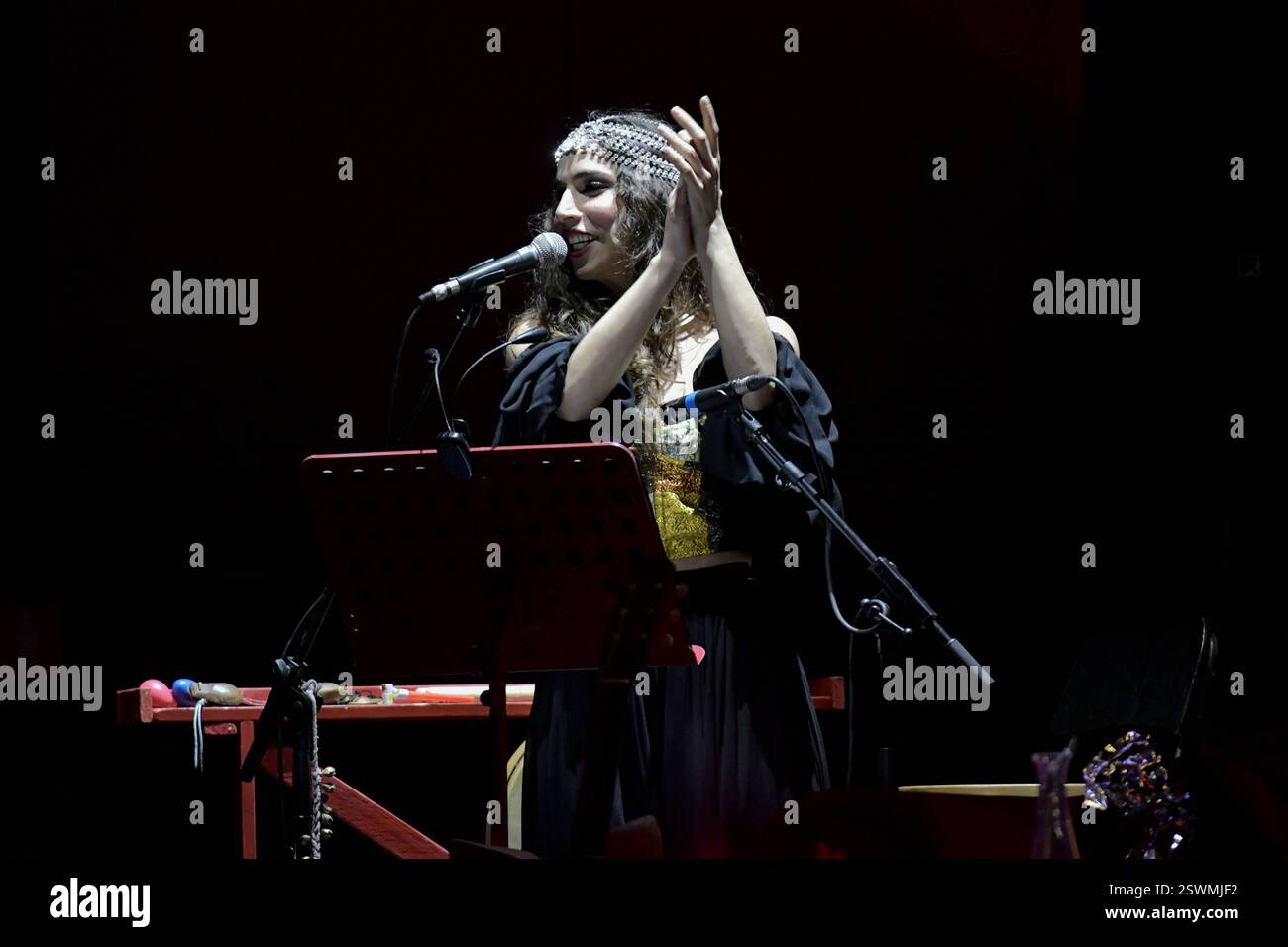 Italian singer Music Concert - Tosca - D Altro Canto Carnevale c Rome ...