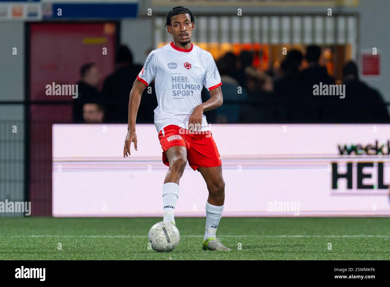 HELMOND, NETHERLANDS - FEBRUARY 21: Redouane Halhal of Helmond Sport in ...