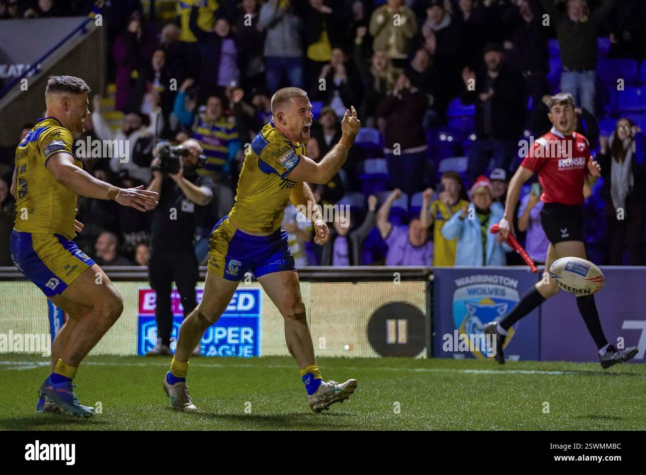 Warrington, Cheshire, UK. 21st February, 2025. Betfred Super League ...