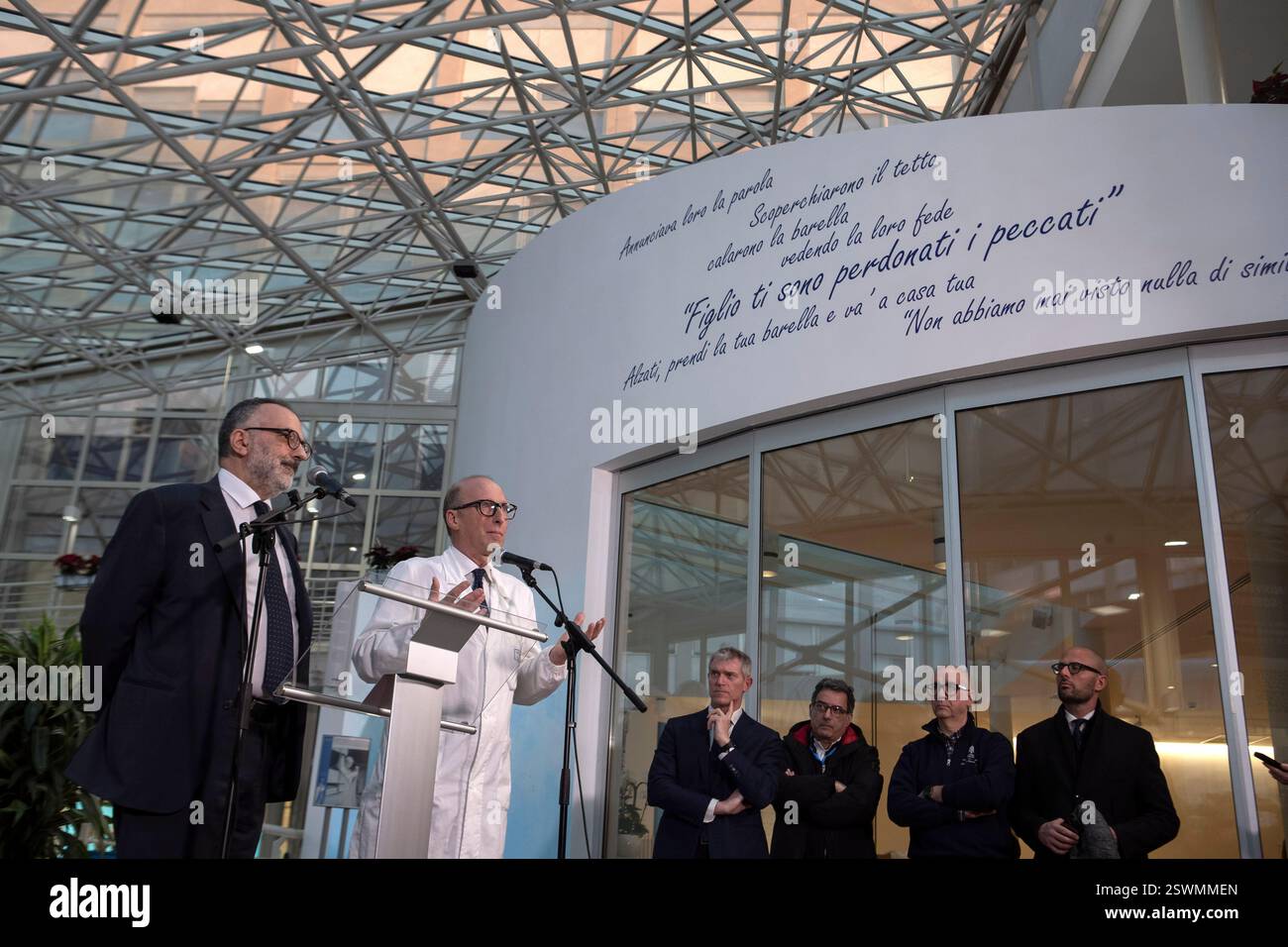 Rome, Italy, 21 February 2025. Pope Francis' doctors, Professor Sergio ...