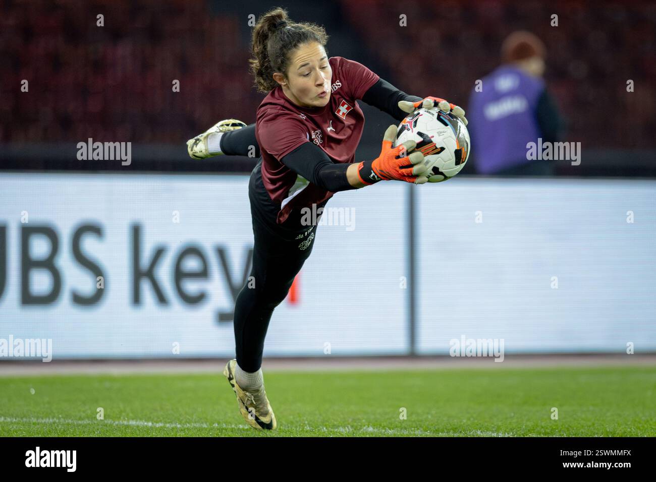 Zurich, Switzerland, February 21st 2025: Warm-up of Goalkeeper Livia ...