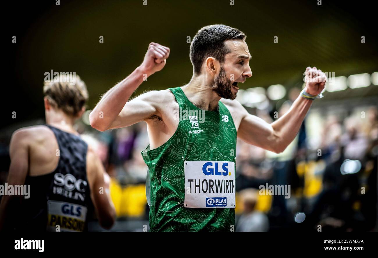 Ausgelassener Jubel beim Deutschen Meister ?ber 3000m der M?nner: Maximilian Thorwirth (SFD 75 D ...