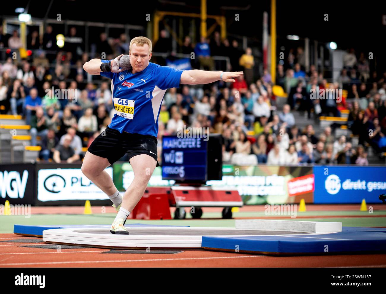 Dortmund, Deutschland. 21st Feb, 2025. Eric Maih?fer (VfL Sindelfingen ...