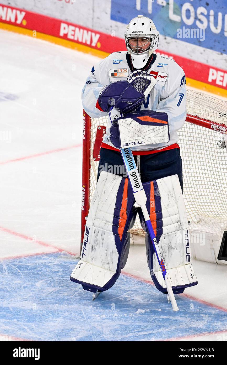 Eishockey DEL - 24/25 - 47. Spieltag: Düsseldorfer EG vs Adler Mannheim ...