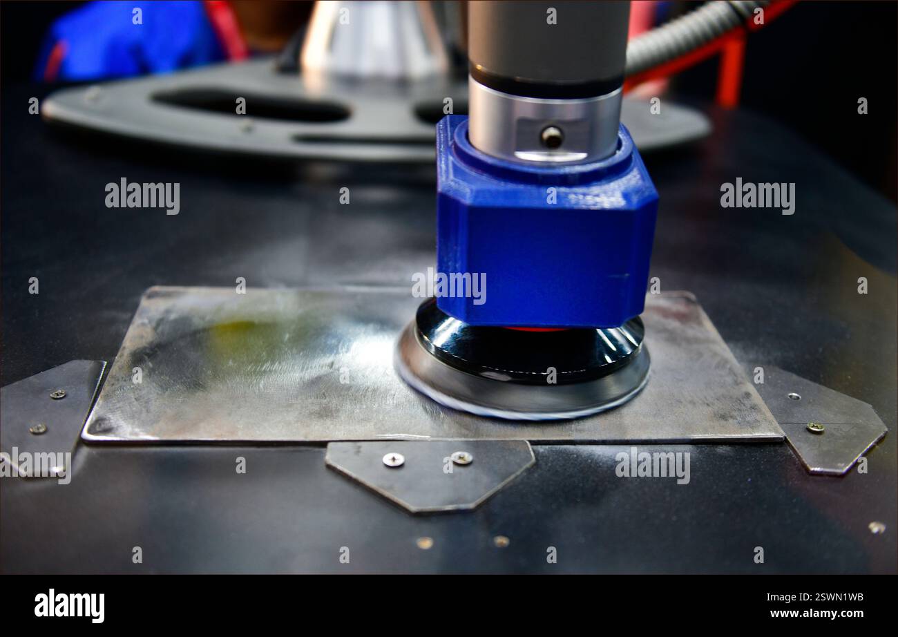 Grind polishing tool of the machined surface of a round metal part ...
