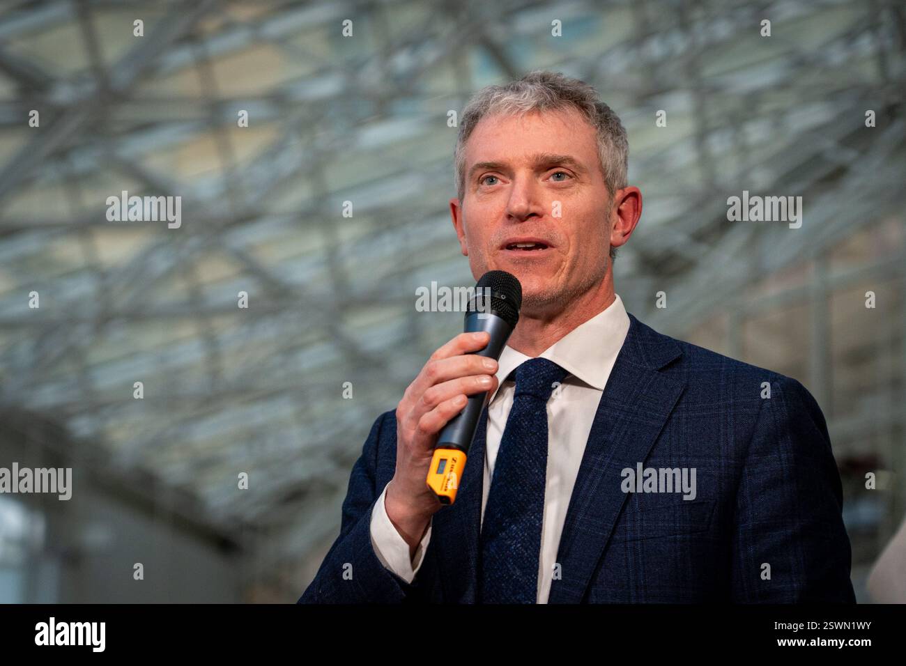 Pope's spokesperson Matteo Bruni introduces the surgeon Dr. Sergio ...
