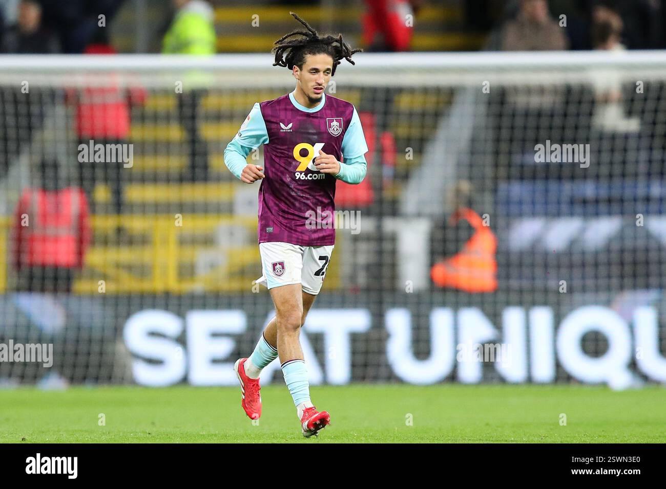 Burnley, UK. 21st Feb, 2025. Hannibal Mejbri of Burnley during the Sky ...