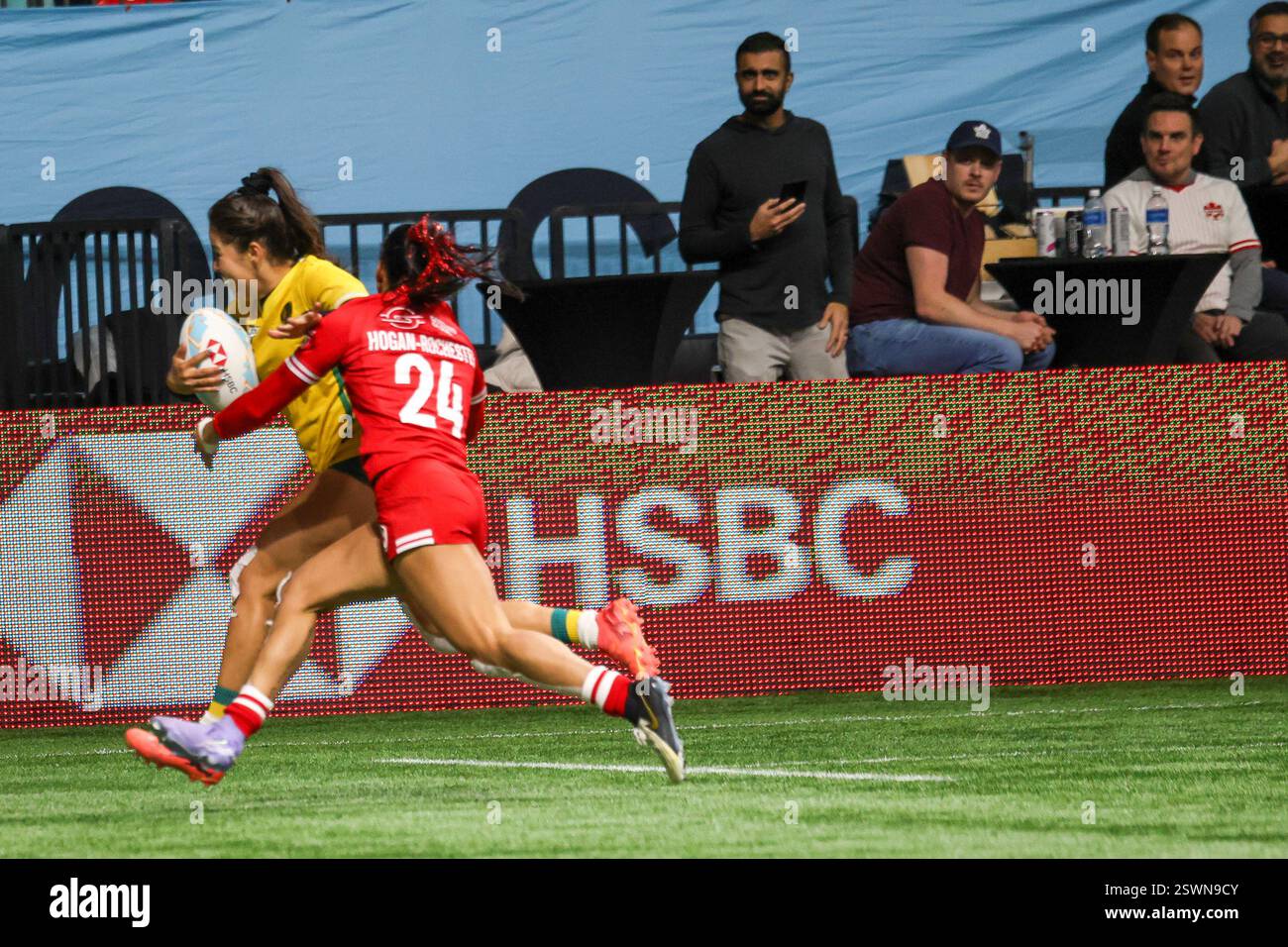 VANCOUVER, BC - FEBRUARY 21: Brazil’s Isadora Lopes runs to score a try ...