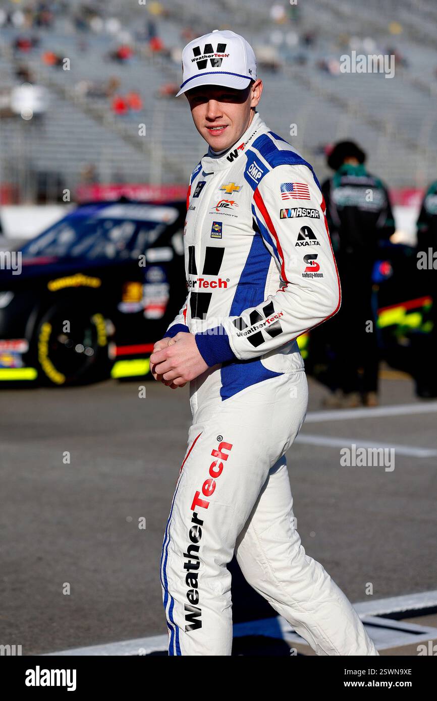 HAMPTON, GA - FEBRUARY 21: Connor Zilisch (#88 JR Motorsports ...