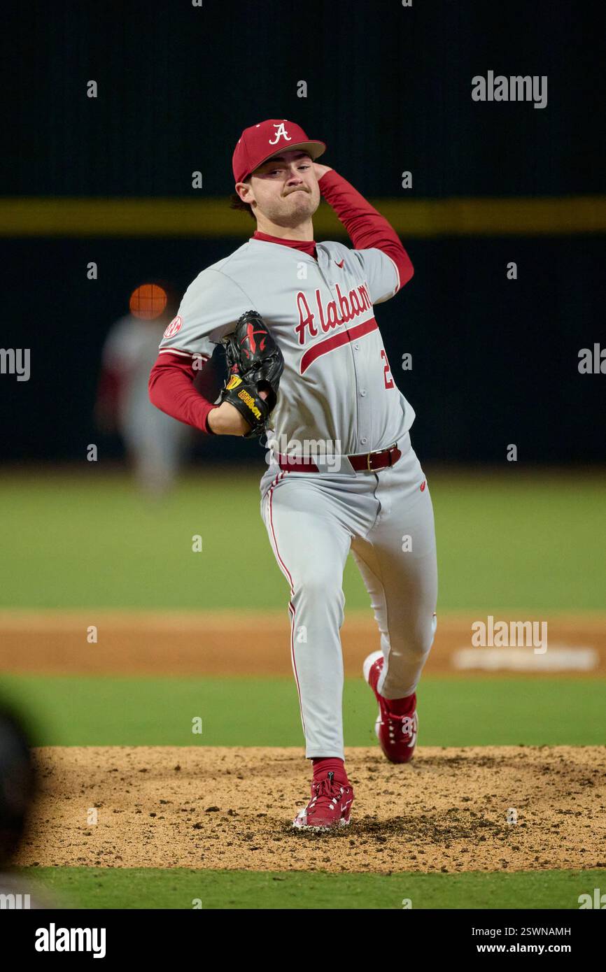 Alabama Crimson Tide pitcher Zane Adams (20) during an NCAA baseball ...