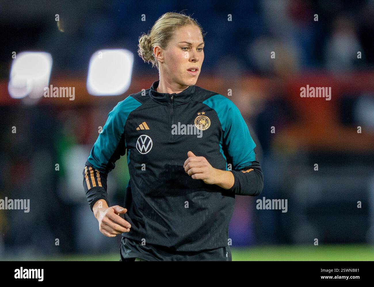 Rebecca Knaak (Germany, #4) 21.02.2025, Netherlands - Germany, UEFA ...
