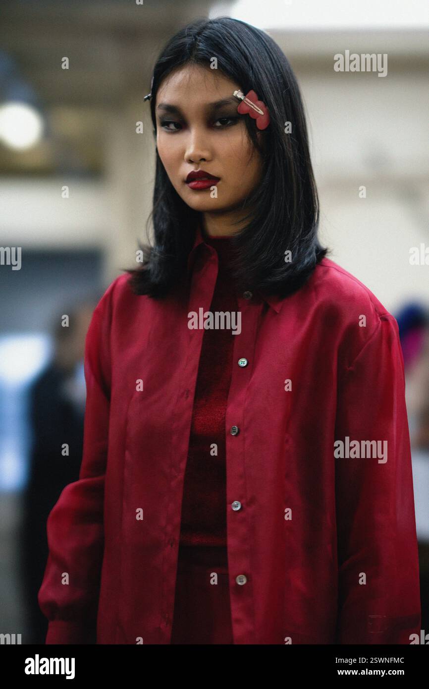 London, UK. 21 February, 2025. Backstage at the Mark Fast fashion show ...