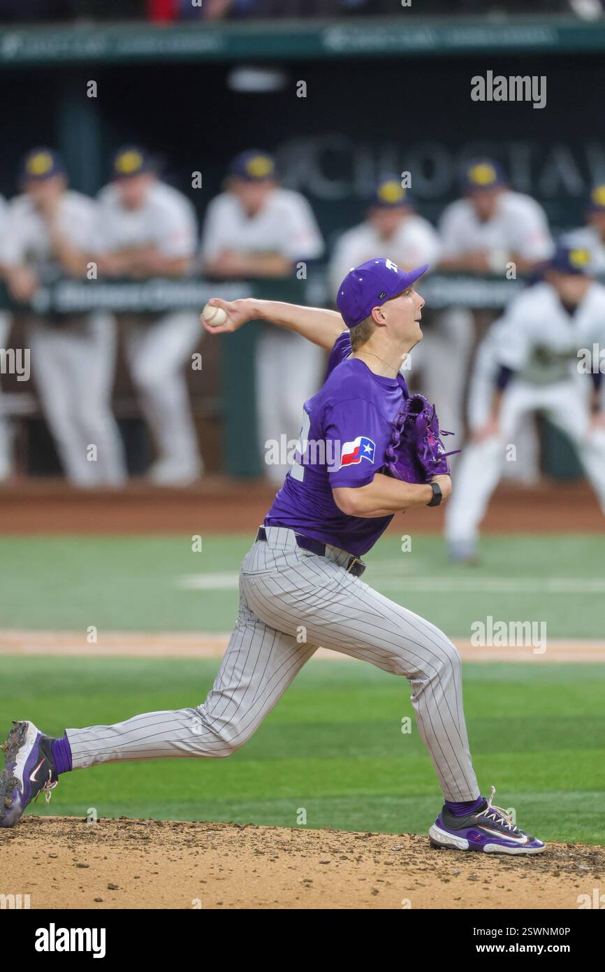 February 21, 2025: Horned Frog pitcher Braeden Sloan (32) works from ...