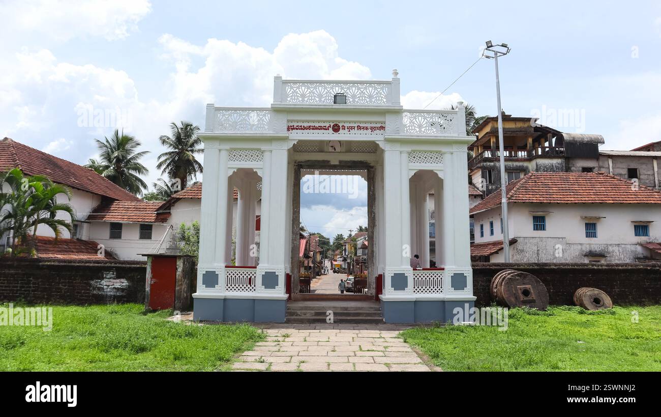 India, Karnataka, Mudbidri, The Main Entrance With Beautiful Carvings ...