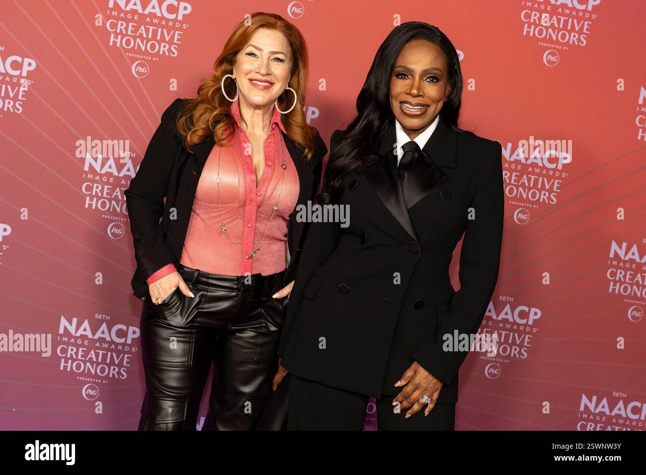 Los Angeles, USA. 21st Feb, 2025. Lisa Ann Walter and Sheryl Lee Ralph ...