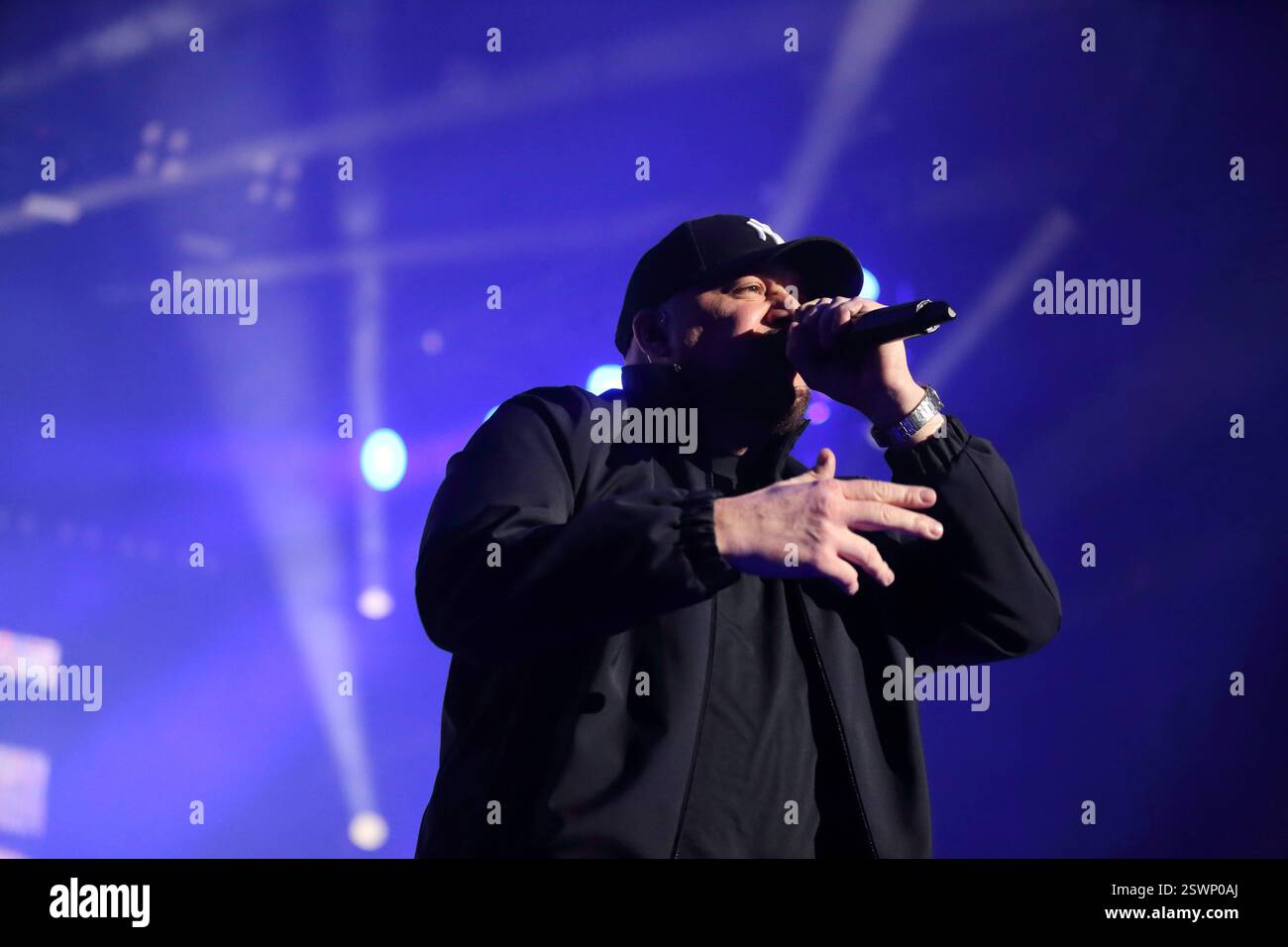 Savas Yurderi alias Kool Savas bei einem Konzert in der Max-Schmeling ...