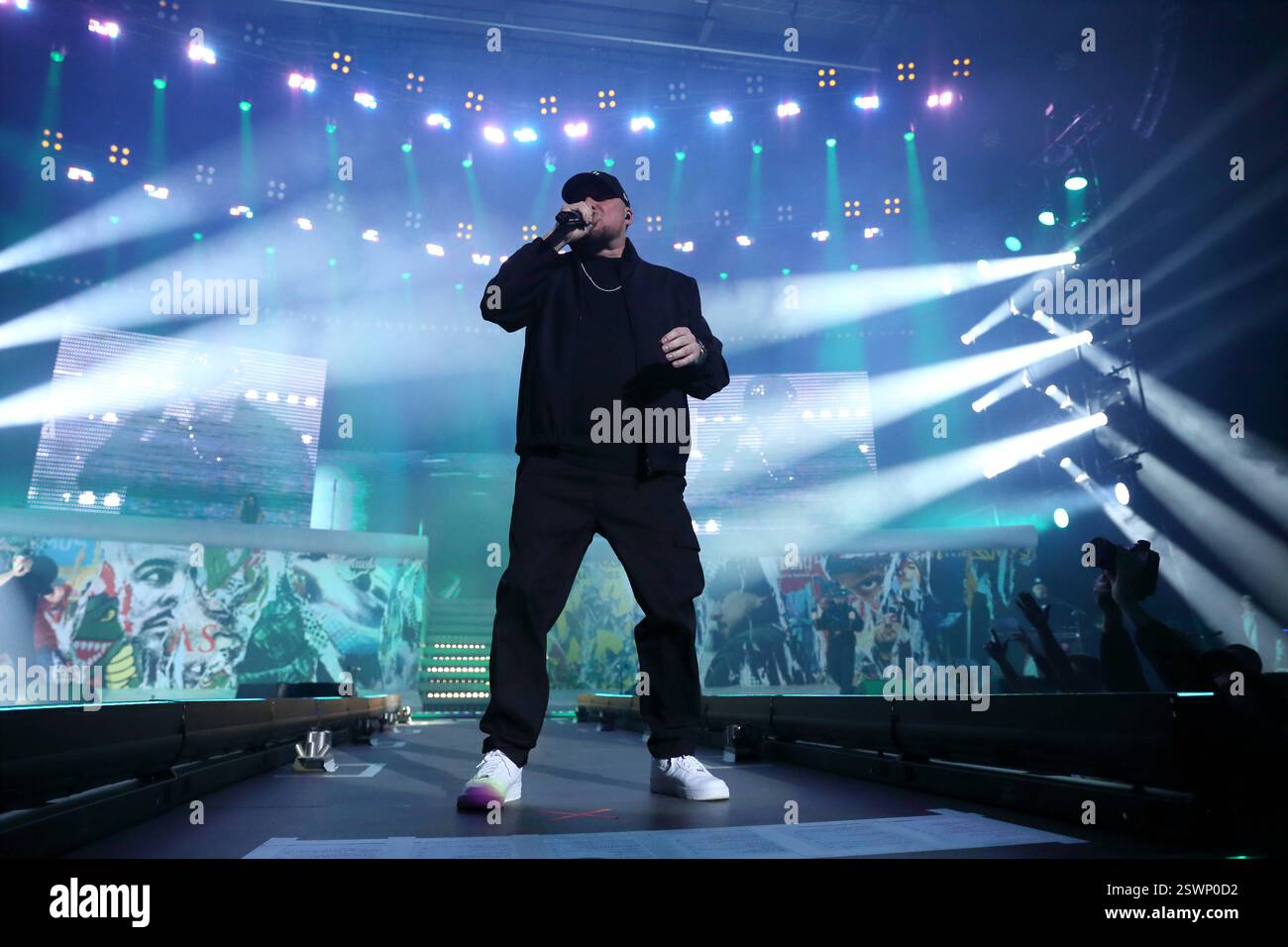 Savas Yurderi alias Kool Savas bei einem Konzert in der Max-Schmeling ...