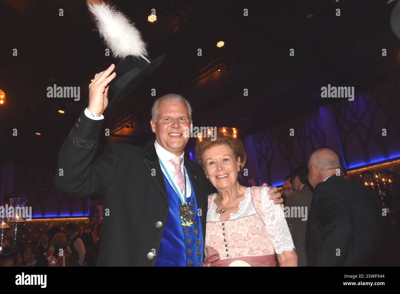 Alexander Brandl Vinzenz Murr GF. Evi Brandl-Vinzenz Murr Muenchen 21. ...