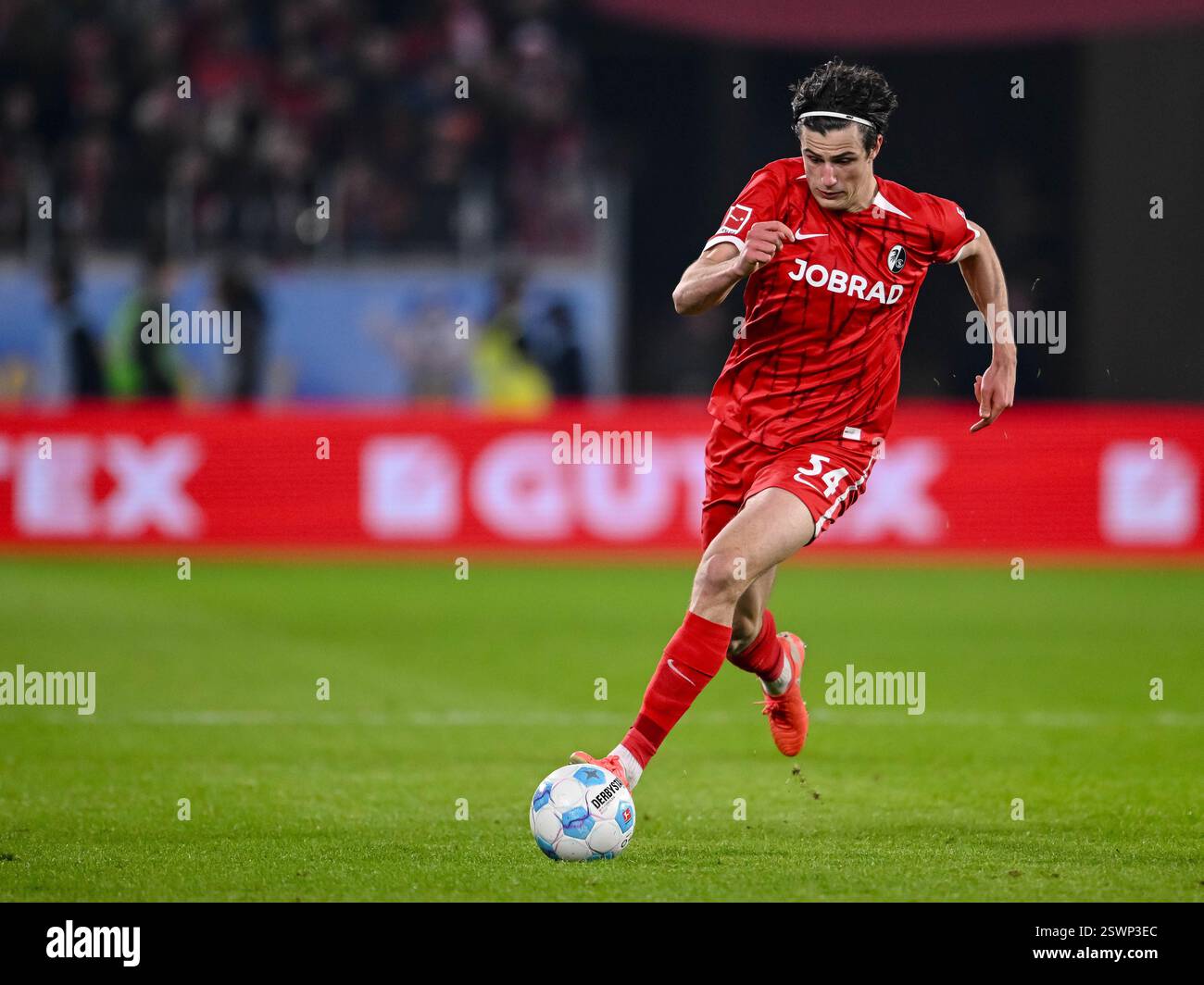 Freiburg Im Breisgau, Germany. 21st Feb, 2025. Soccer: Bundesliga, SC ...