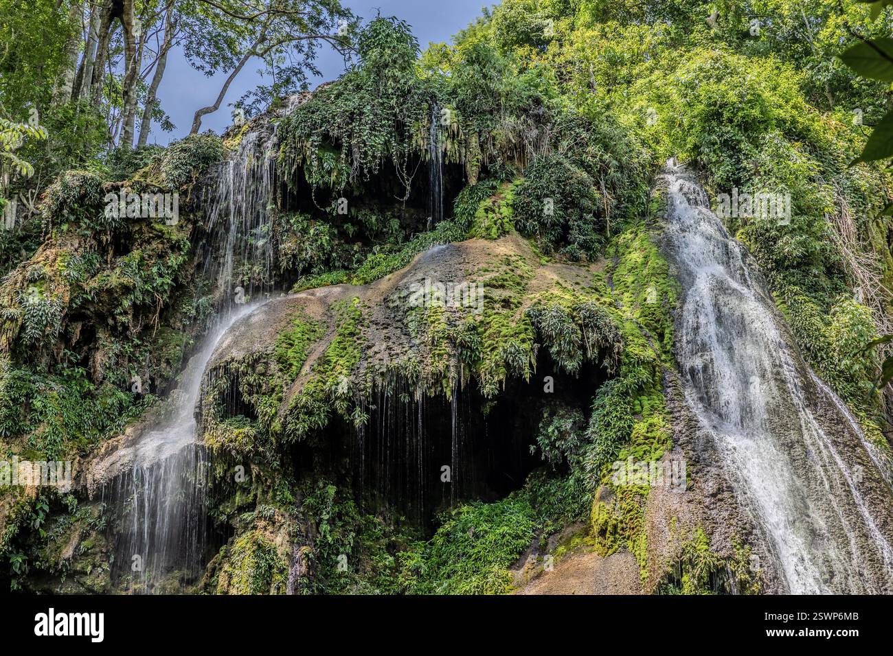 Boca da Onca waterfalls, Saloba river canyon, Mato Grosso do Sul ...