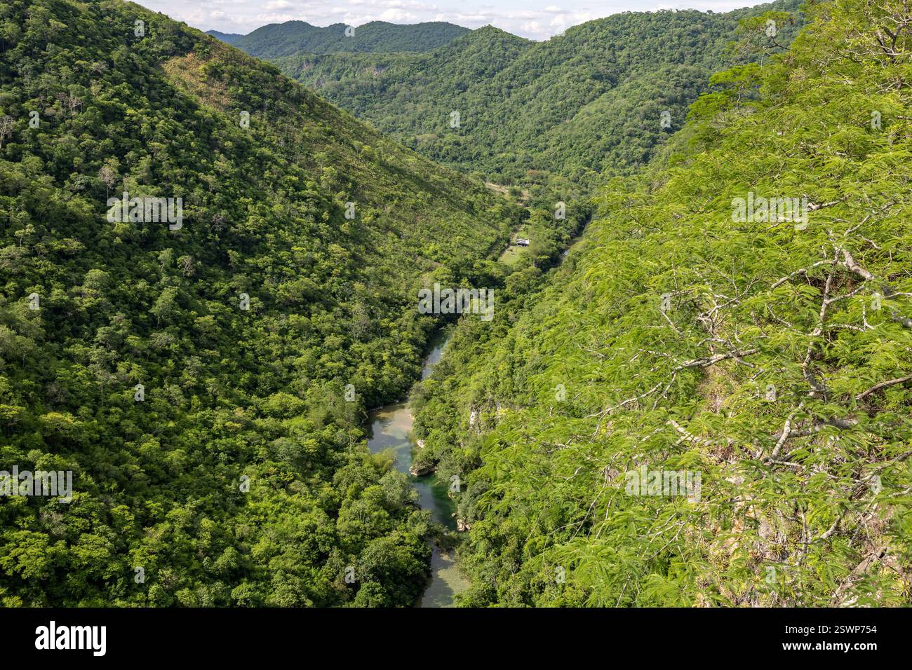 Landscape, Boca da Onca waterfalls, Saloba river canyon, Mato Grosso do ...