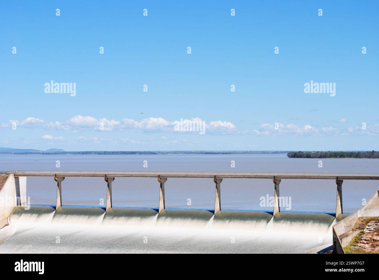 Water spillway cascade dam hi-res stock photography and images - Alamy