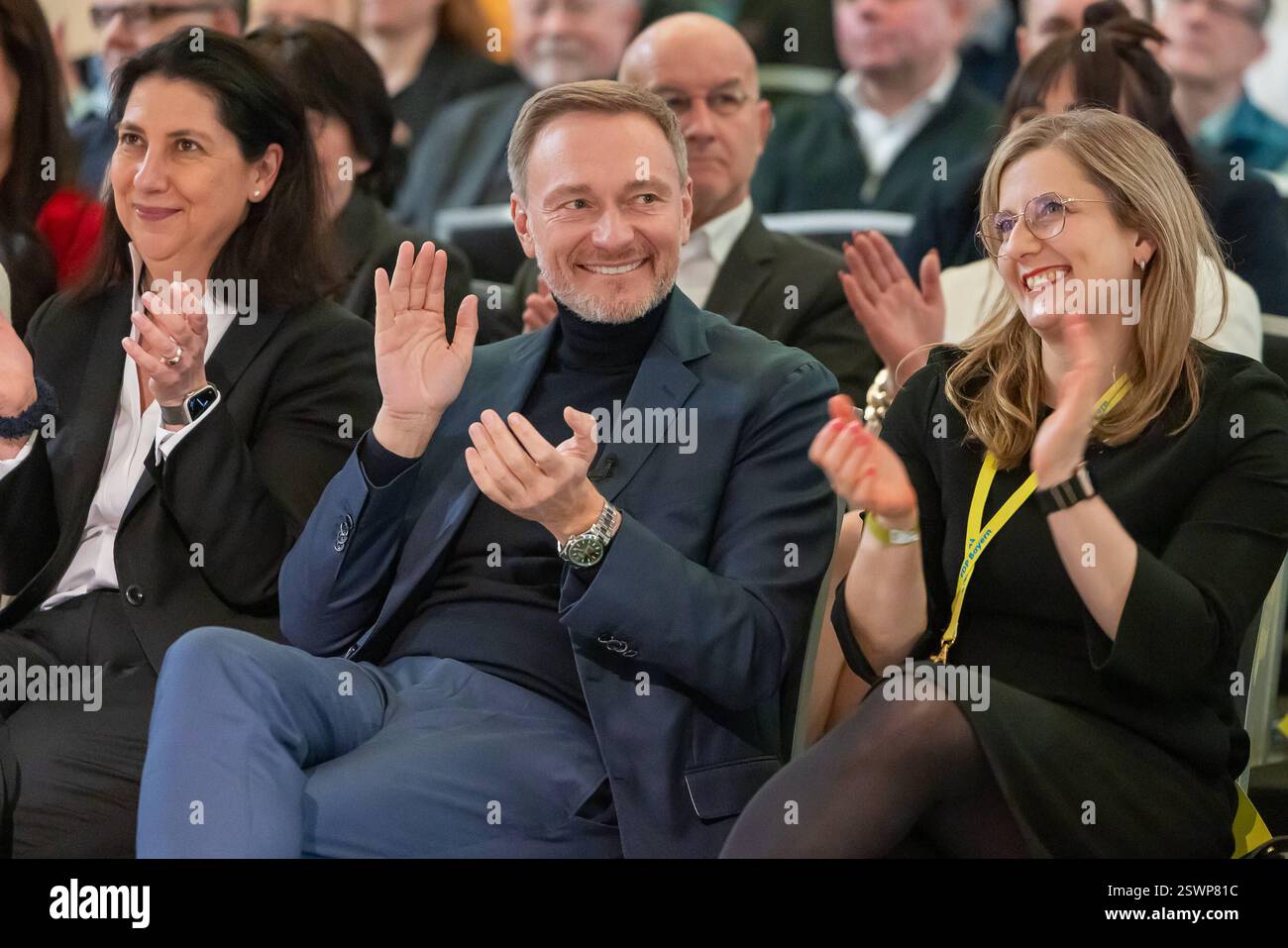 Christian Lindner beim Wahlkampfabschluss der Bundestagswahl 2025 ...