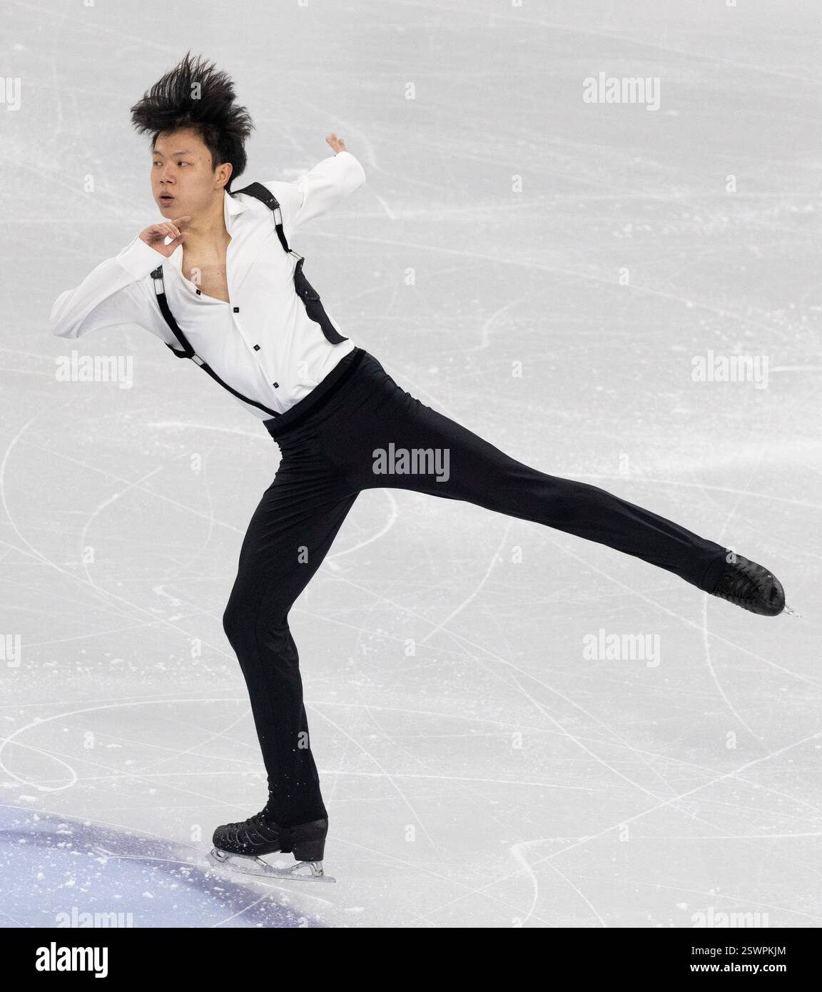 (250222) -- SEOUL, Feb. 22, 2025 (Xinhua) -- Peng Zhiming of China ...