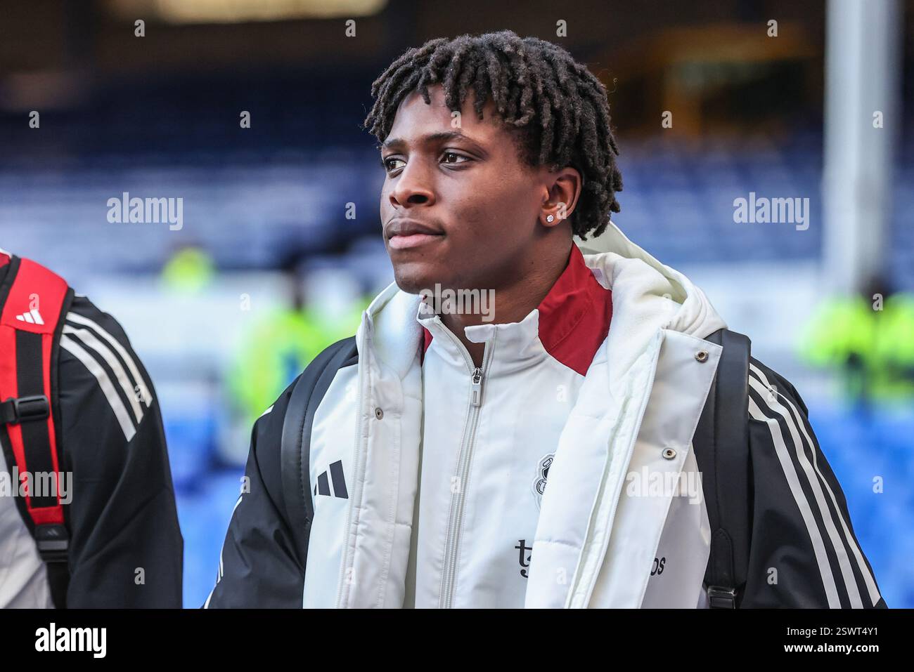Patrick Dorgu of Manchester United arrives during the Premier League ...