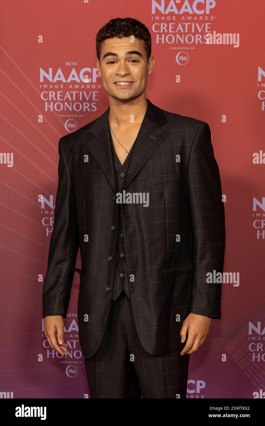 Los Angeles, USA. 21st Feb, 2025. Daniel Croix attends the arrivals of ...