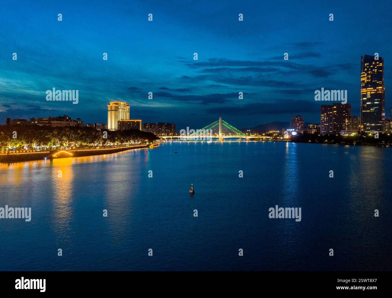 City night view of Hesheng Bridge and Huizhou bridge in Huizhou ...